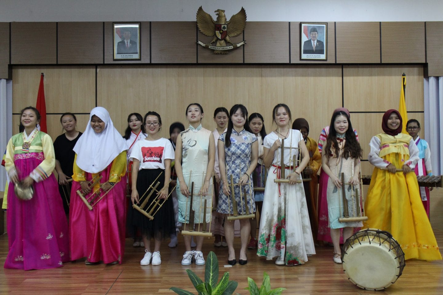 Closing Ceremony Chengdu Textile College (CDTC), China - Sekolah Vokasi UGM