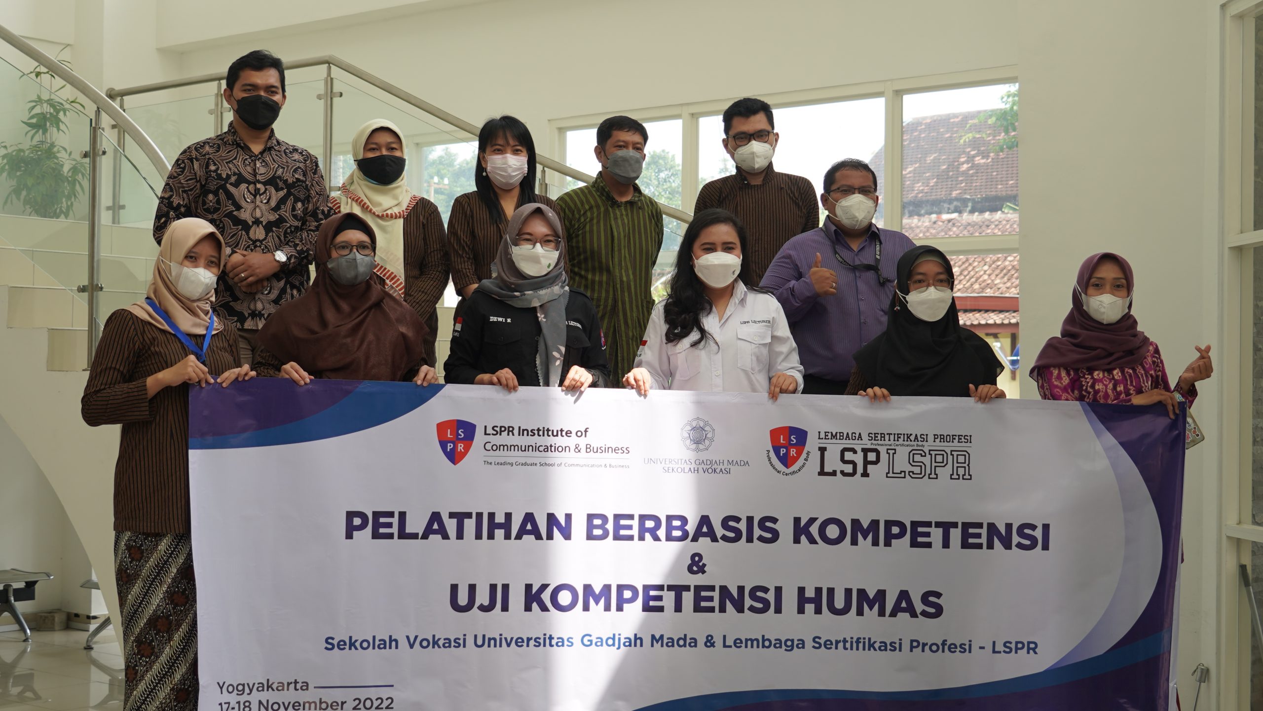 Mantabkan Kompetensi Humas, Dosen Sarjana Terapan Bahasa Inggris UGM ...