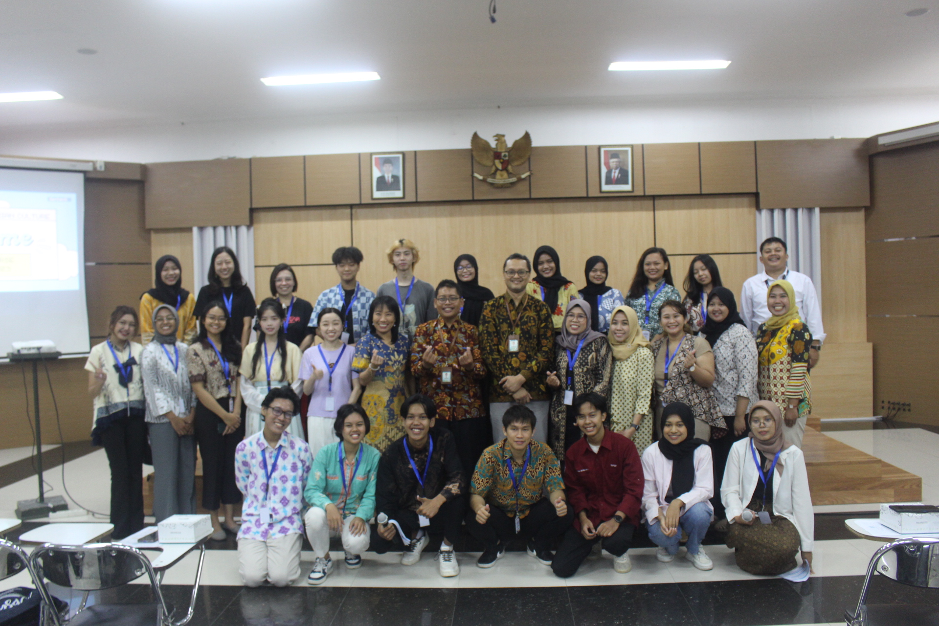 Opening Ceremony Program Summer Course di DBSMB Sekolah Vokasi Universitas Gadjah Mada - Sekolah ...