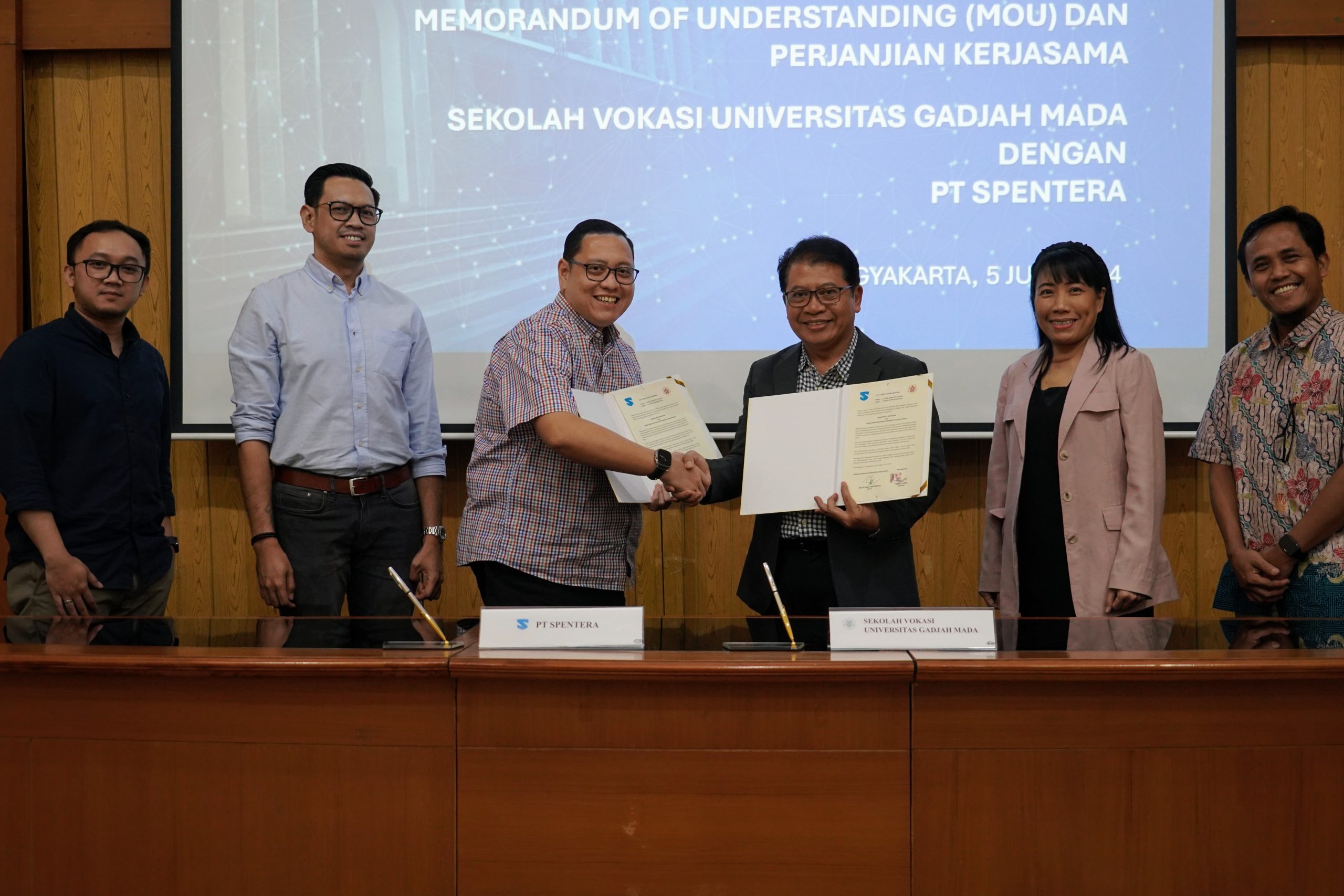 Sekolah Vokasi UGM Menjalin Kerja Sama dengan PT Spentera sebagai Upaya ...