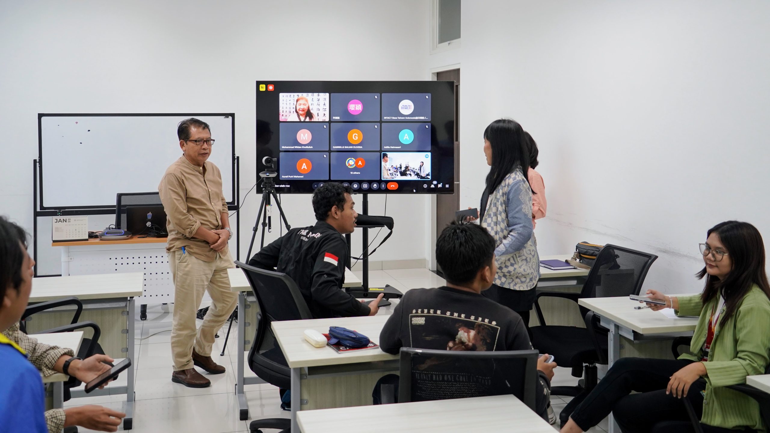 INTACT Base Buka Kelas Bahasa Mandarin Gratis bagi Mahasiswa SV UGM ...